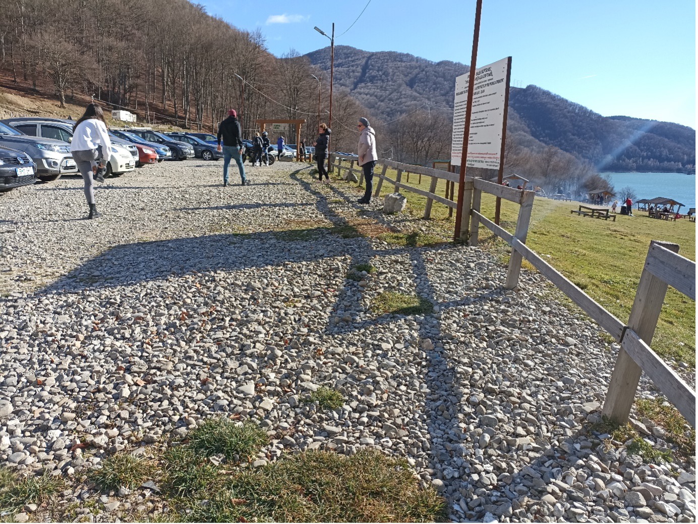Excursie de o zi pe malul Lacului Paltinu, Valea Doftanei - EuAly