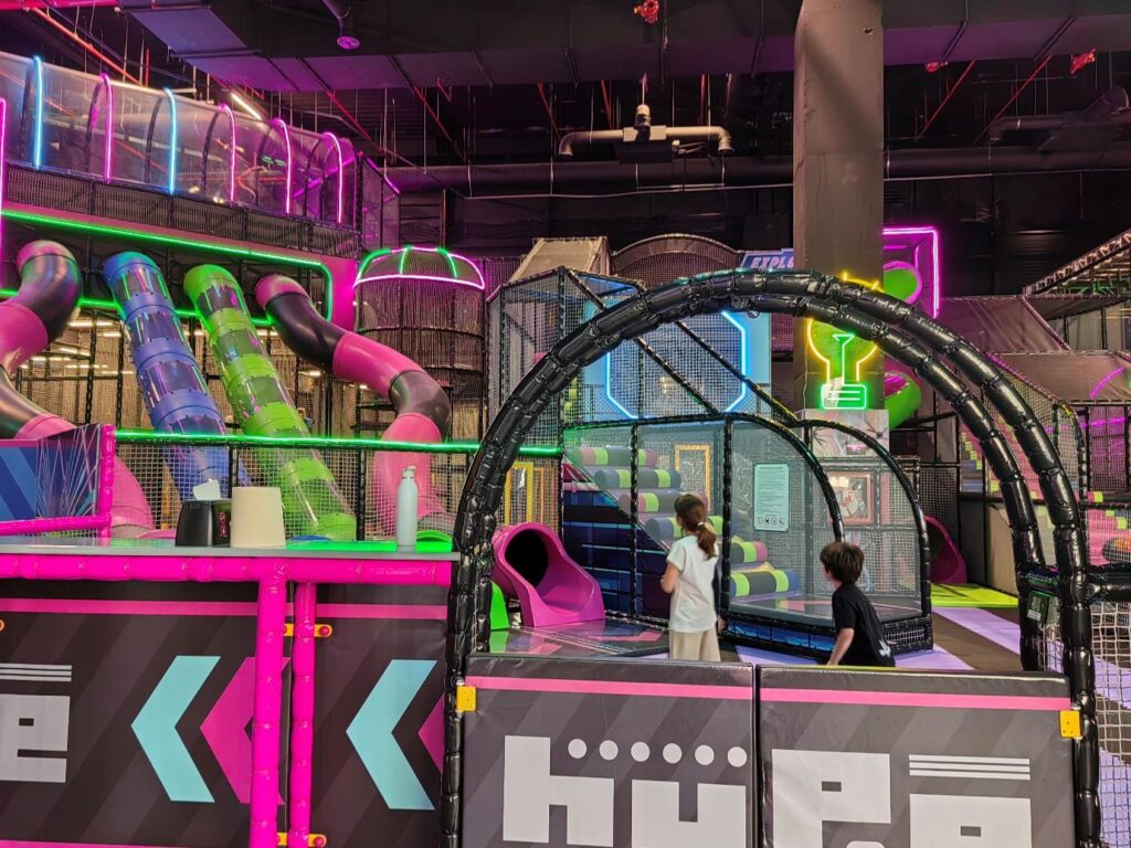 Loc de joaca si aventura la interior in Bucuresti – Hype Colosseum - EuAly